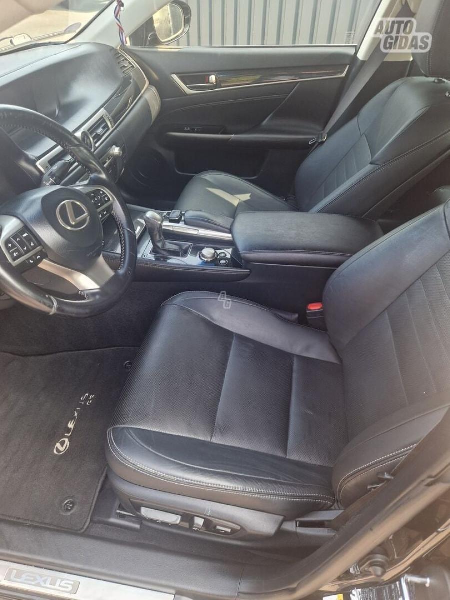 Lexus GS 300h 2017 Viļņa, ar dzinēja tilpumu 2.50 L un nobraukumu 350 tūkst. km par 10900 €, foto 10 vietnē AUTOMOTO.COM.LV