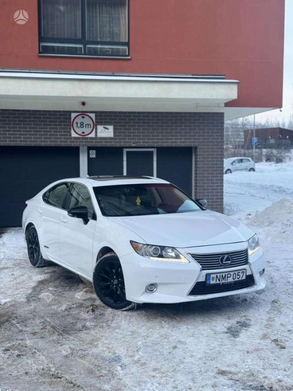 Balts Lexus GS 300h 2014 Viļņa, ar dzinēja tilpumu 2.49 L un nobraukumu 178 tūkst. km par 13450 €, foto 2 vietnē AUTOMOTO.COM.LV