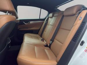 White Lexus GS 300h 2014 in Kaunas, with an engine capacity of 2.50 L and mileage of 148 thousand km for 14499 €, photo 11 on AUTOMOTO.COM.LV