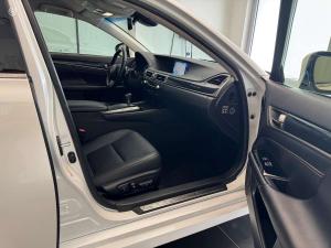 Balts Lexus GS 300h 2018 Kauņa, ar dzinēja tilpumu 2.49 L un nobraukumu 172 tūkst. km par 21900 €, foto 13 vietnē AUTOMOTO.COM.LV