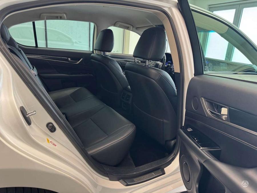Balts Lexus GS 300h 2018 Kauņa, ar dzinēja tilpumu 2.49 L un nobraukumu 172 tūkst. km par 21900 €, foto 14 vietnē AUTOMOTO.COM.LV