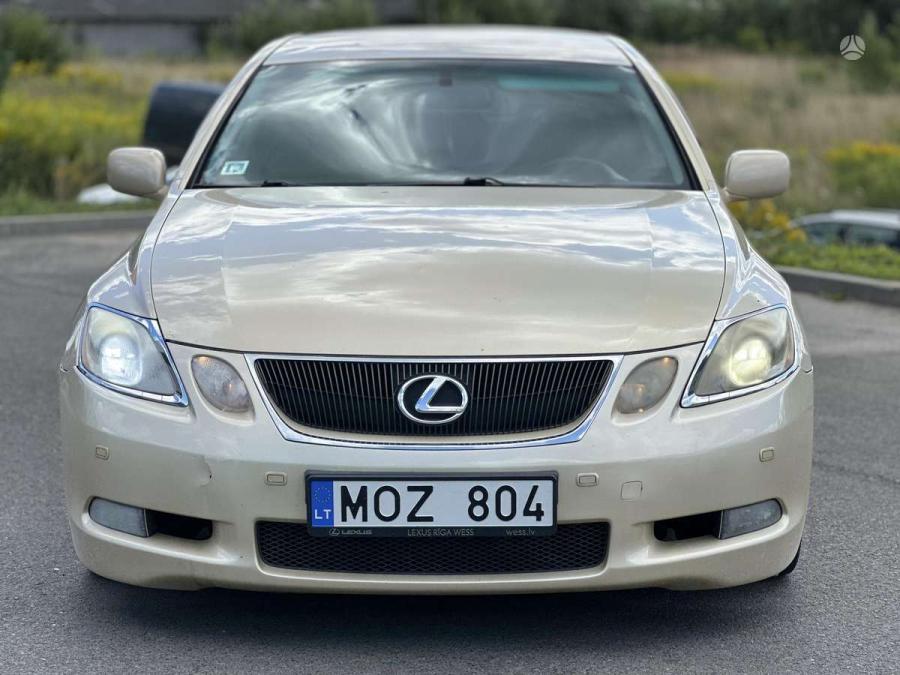 Yellow Lexus GS 300h 2006 in Vilnius, with an engine capacity of 3.00 L and mileage of 259 thousand km for 1750 €, photo 4 on AUTOMOTO.COM.LV