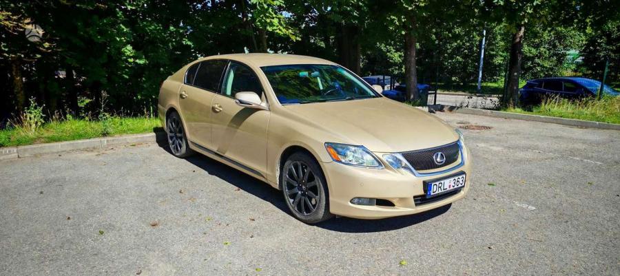 Yellow Lexus GS 300h 2008 in Vilnius, with an engine capacity of 3.00 L and mileage of 481 thousand km for 2800 €, photo 3 on AUTOMOTO.COM.LV