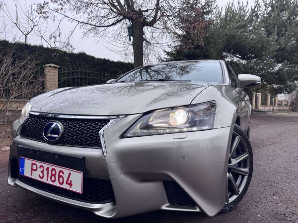 Yellow Lexus GS 300h 2015 in Alytus, with an engine capacity of 2.50 L and mileage of 239 thousand km for 14700 €, photo 2 on AUTOMOTO.COM.LV