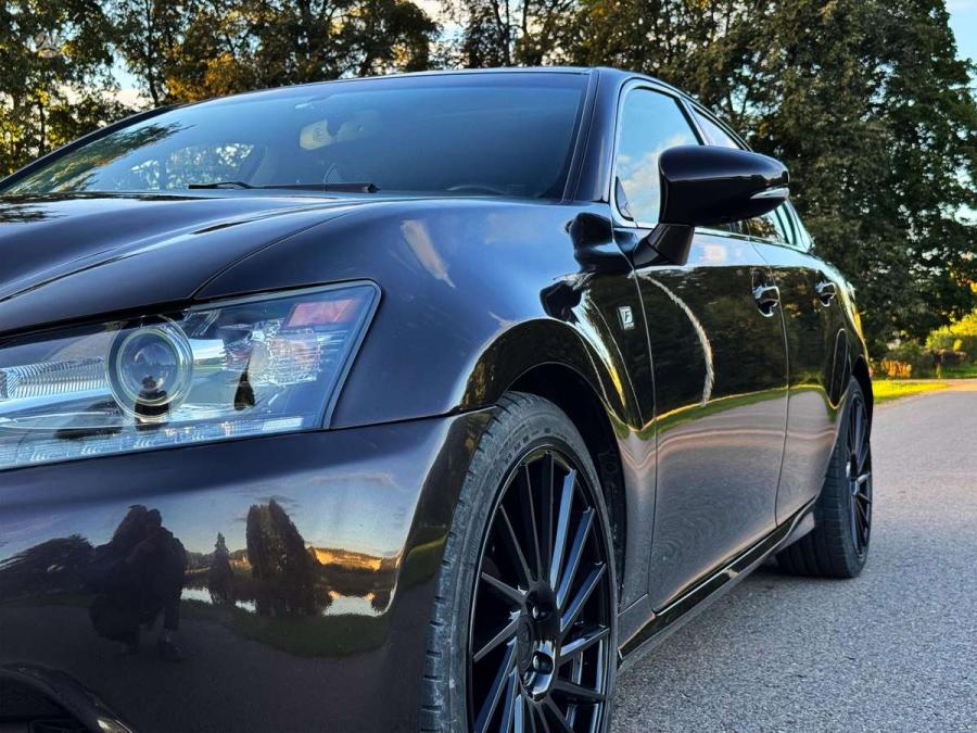 Brown Lexus GS 350 2014 in Vilnius, with an engine capacity of 3.46 L and mileage of 220 thousand km for 13500 €, photo 16 on AUTOMOTO.COM.LV
