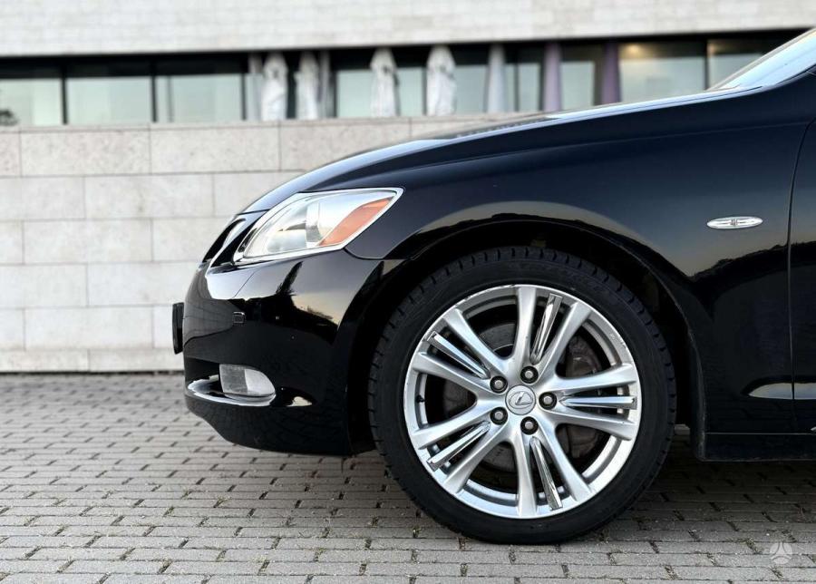 Melns Lexus GS 450h 2007 Kauņa, ar dzinēja tilpumu 3.46 L un nobraukumu 248 tūkst. km par 6500 €, foto 3 vietnē AUTOMOTO.COM.LV