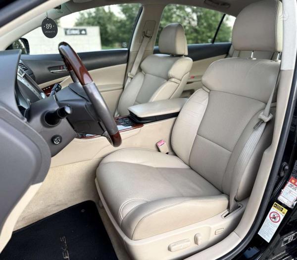 Black Lexus GS 450h 2007 in Kaunas, with an engine capacity of 3.46 L and mileage of 248 thousand km for 6500 €, photo 6 on AUTOMOTO.COM.LV