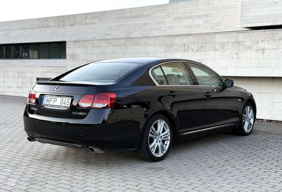 Melns Lexus GS 450h 2007 Kauņa, ar dzinēja tilpumu 3.46 L un nobraukumu 248 tūkst. km par 6500 €, foto 13 vietnē AUTOMOTO.COM.LV