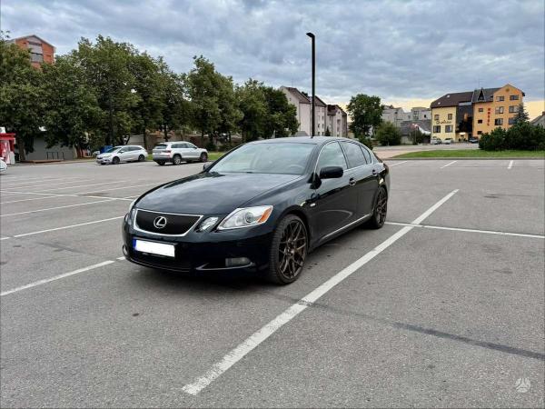 Lexus GS 450h 2007 in Vilnius on AUTOMOTO.COM.LV Black Lexus GS 450h 2007 in Vilnius, with an engine capacity of 3.50 L and mileage of 343 thousand km for 5700 €, photo 1 on AUTOMOTO.COM.LV
