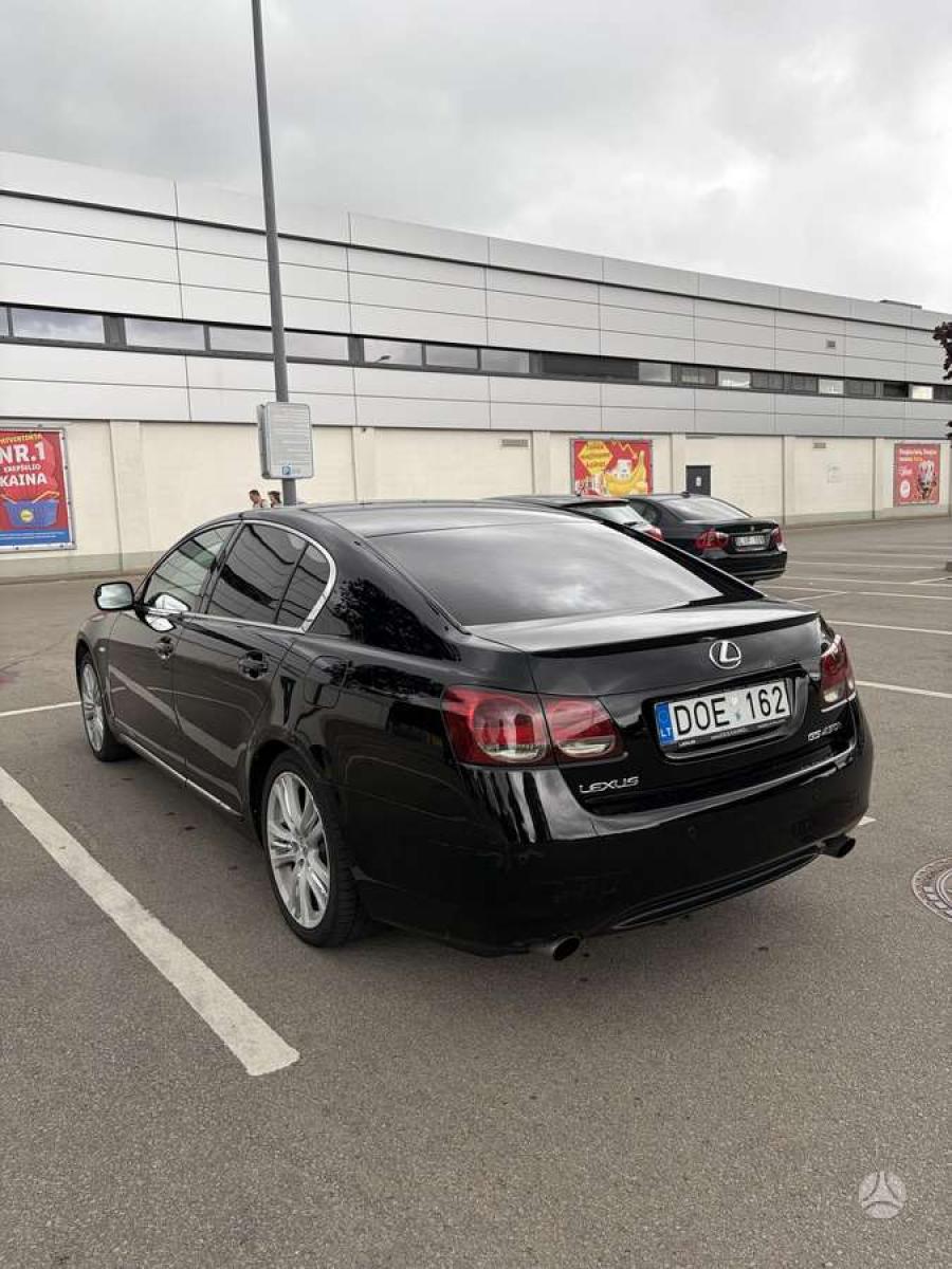 Black Lexus GS 450h 2008 in Klaipeda, with an engine capacity of 3.46 L and mileage of 370 thousand km for 3000 €, photo 4 on AUTOMOTO.COM.LV