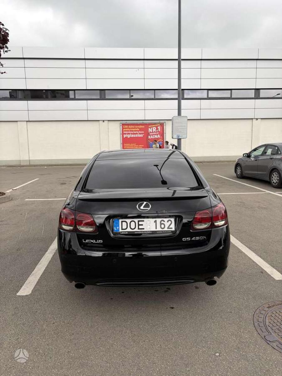 Black Lexus GS 450h 2008 in Klaipeda, with an engine capacity of 3.46 L and mileage of 370 thousand km for 3000 €, photo 5 on AUTOMOTO.COM.LV