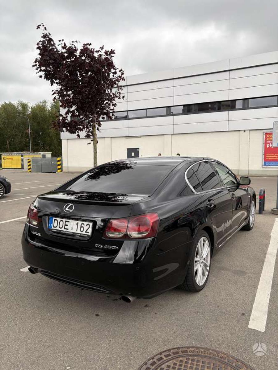 Black Lexus GS 450h 2008 in Klaipeda, with an engine capacity of 3.46 L and mileage of 370 thousand km for 3000 €, photo 7 on AUTOMOTO.COM.LV