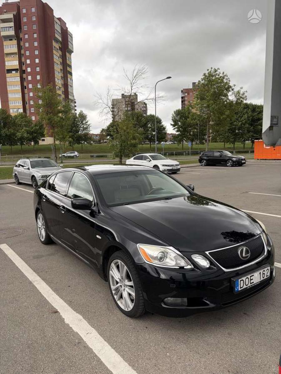 Black Lexus GS 450h 2008 in Klaipeda, with an engine capacity of 3.46 L and mileage of 370 thousand km for 3000 €, photo 8 on AUTOMOTO.COM.LV