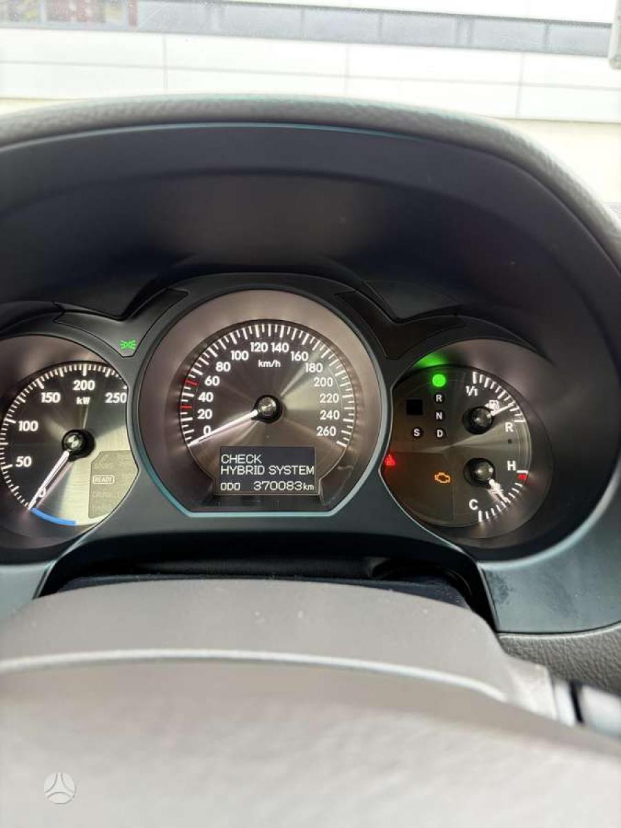 Black Lexus GS 450h 2008 in Klaipeda, with an engine capacity of 3.46 L and mileage of 370 thousand km for 3000 €, photo 15 on AUTOMOTO.COM.LV