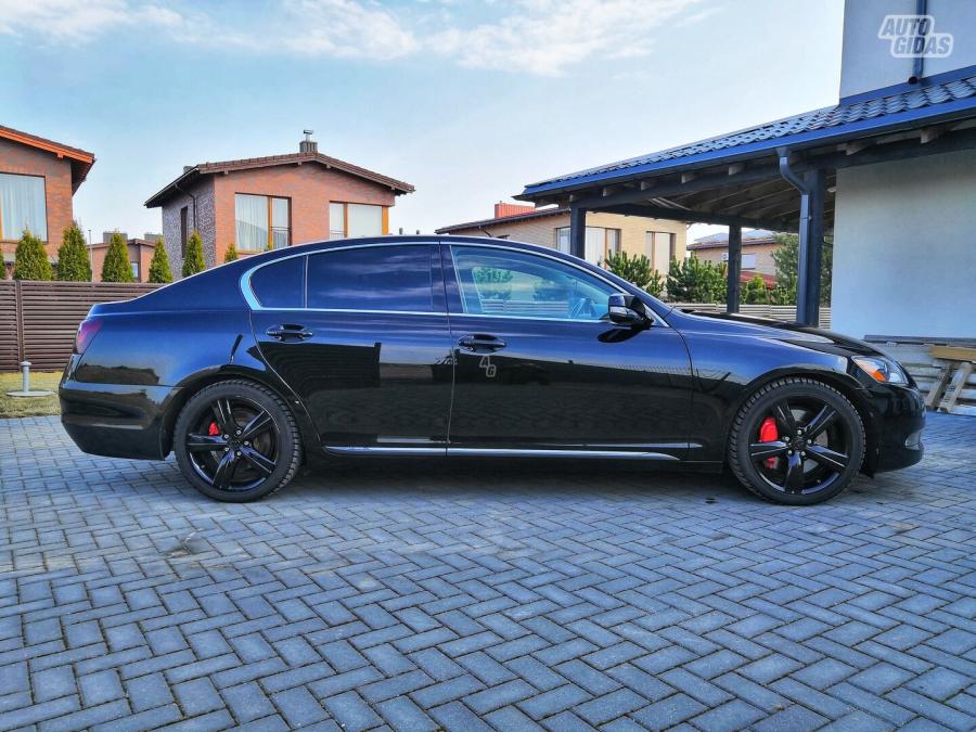 Melns Lexus GS 450h 2010 Viļņa, ar dzinēja tilpumu 3.50 L un nobraukumu 203 tūkst. km par 6300 €, foto 2 vietnē AUTOMOTO.COM.LV