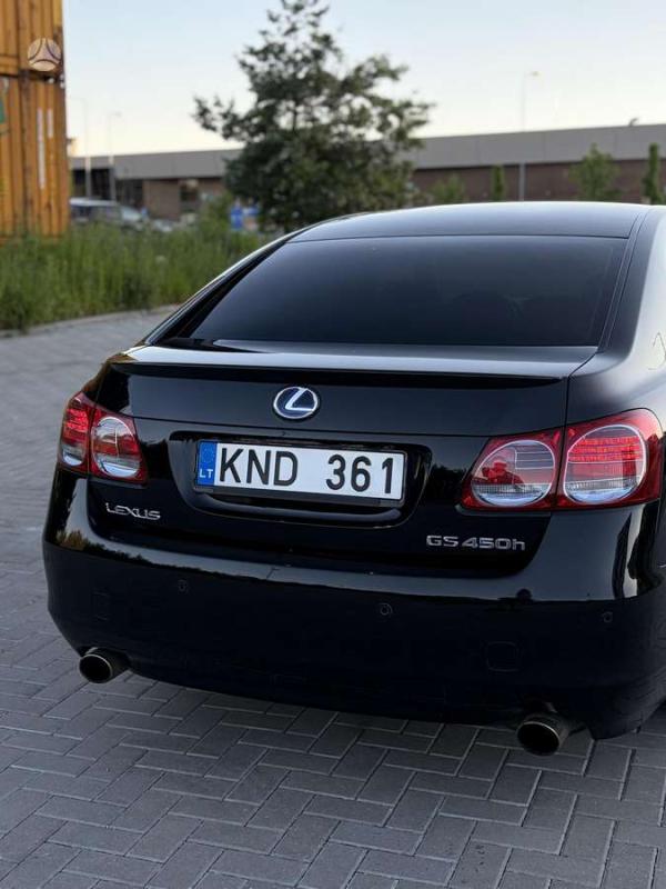 Black Lexus GS 450h 2010 in Vilnius, with an engine capacity of 3.50 L and mileage of 343 thousand km for 7900 €, photo 9 on AUTOMOTO.COM.LV