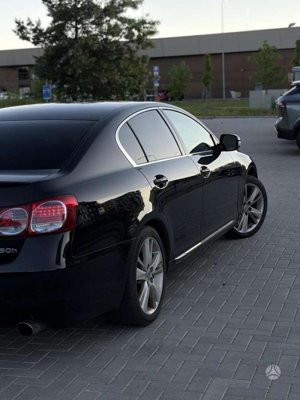 Black Lexus GS 450h 2010 in Vilnius, with an engine capacity of 3.50 L and mileage of 343 thousand km for 7900 €, photo 10 on AUTOMOTO.COM.LV