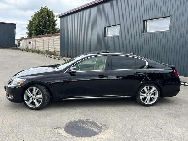Black Lexus GS 450h 2011 in Taurage, with an engine capacity of 3.46 L and mileage of 238 thousand km for 7450 €, photo 5 on AUTOMOTO.COM.LV