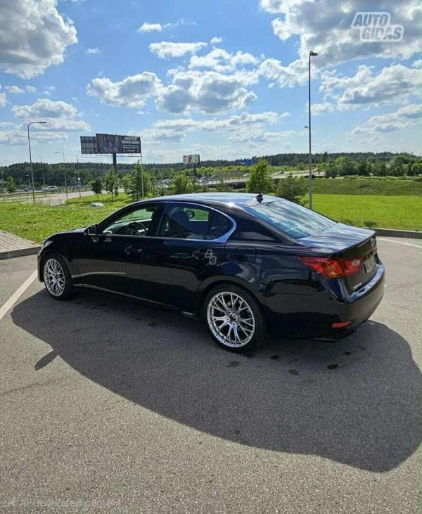 Black Lexus GS 450h 2012 in Vilnius, with an engine capacity of 3.50 L and mileage of 115 thousand km for 17500 €, photo 4 on AUTOMOTO.COM.LV