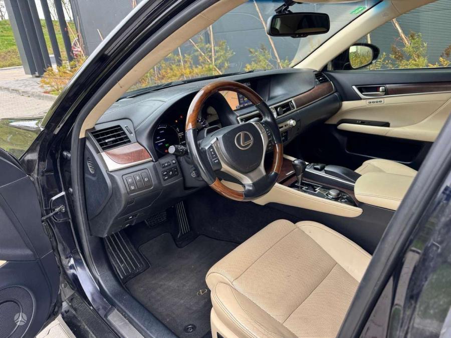 Black Lexus GS 450h 2012 in Vilnius, with an engine capacity of 3.46 L and mileage of 250 thousand km for 11999 €, photo 10 on AUTOMOTO.COM.LV