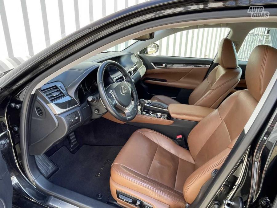 Black Lexus GS 450h 2013 in Vilnius, with an engine capacity of 3.50 L and mileage of 249 thousand km for 15900 €, photo 10 on AUTOMOTO.COM.LV