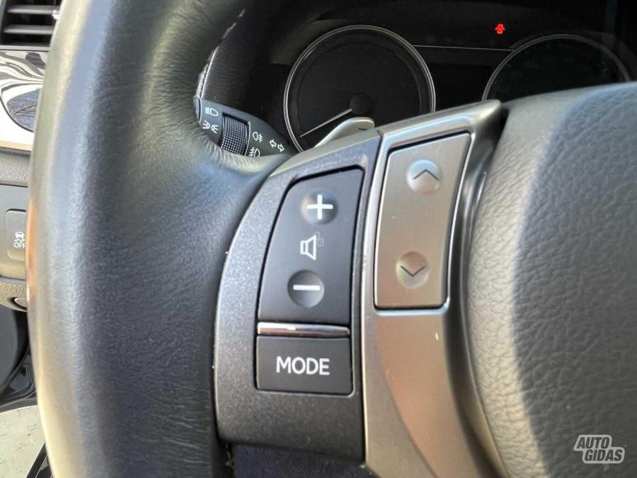 Black Lexus GS 450h 2013 in Vilnius, with an engine capacity of 3.50 L and mileage of 249 thousand km for 15900 €, photo 13 on AUTOMOTO.COM.LV