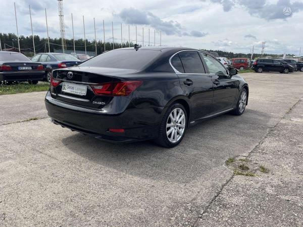 Melns Lexus GS 450h 2013 Viļņa, ar dzinēja tilpumu 3.46 L un nobraukumu 231 tūkst. km par 15900 €, foto 6 vietnē AUTOMOTO.COM.LV