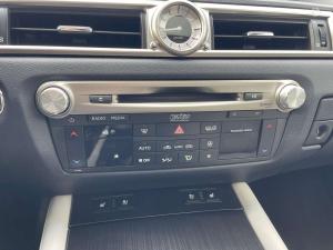 Black Lexus GS 450h 2013 in Vilnius, with an engine capacity of 3.46 L and mileage of 231 thousand km for 15900 €, photo 13 on AUTOMOTO.COM.LV