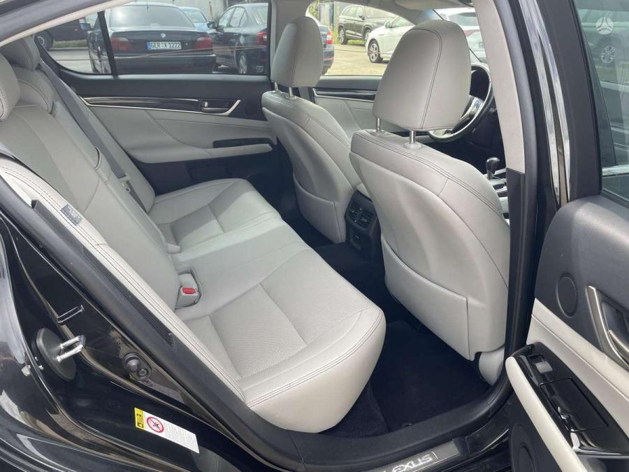 Black Lexus GS 450h 2013 in Vilnius, with an engine capacity of 3.46 L and mileage of 231 thousand km for 15900 €, photo 14 on AUTOMOTO.COM.LV