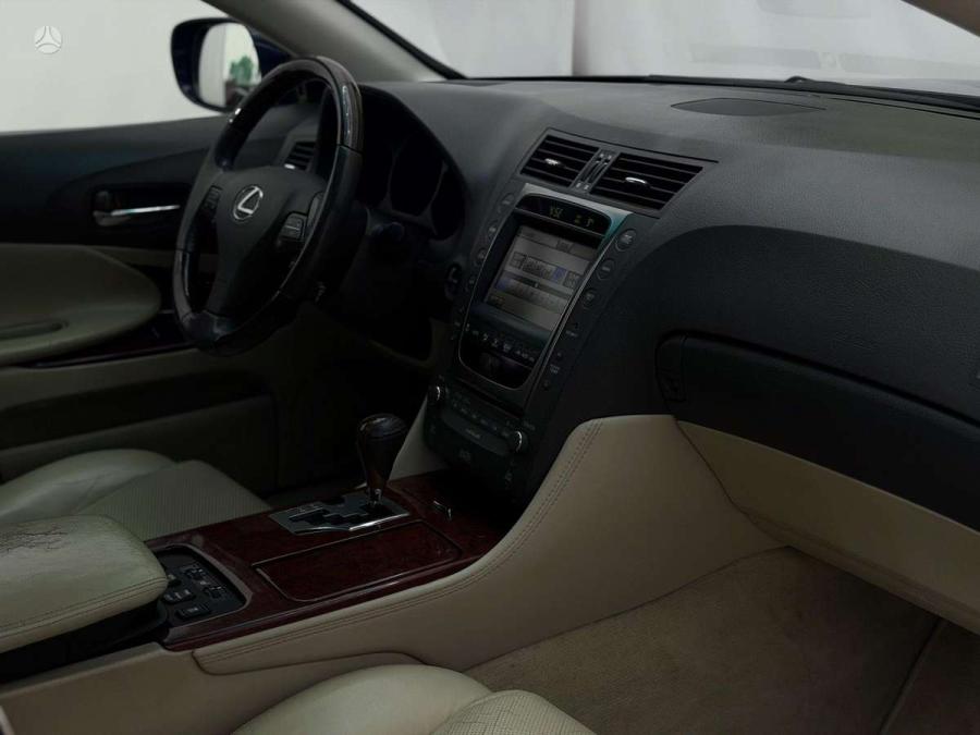 Blue Lexus GS 450h 2010 in Vilnius, with an engine capacity of 3.46 L and mileage of 241 thousand km for 7790 €, photo 15 on AUTOMOTO.COM.LV