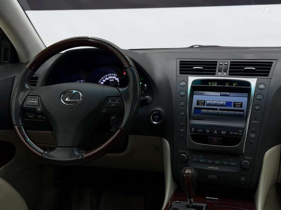 Blue Lexus GS 450h 2010 in Vilnius, with an engine capacity of 3.46 L and mileage of 241 thousand km for 7790 €, photo 16 on AUTOMOTO.COM.LV
