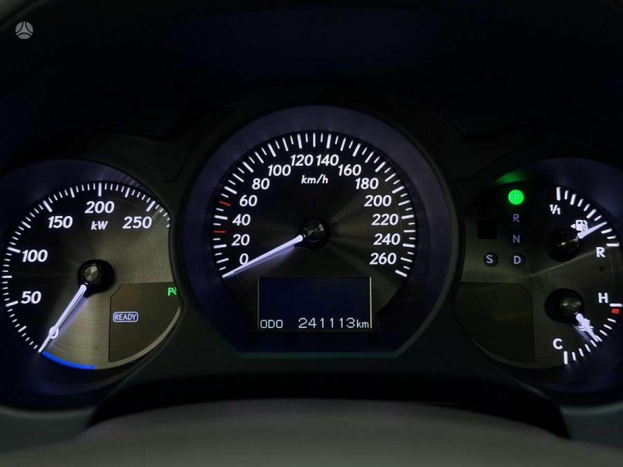 Blue Lexus GS 450h 2010 in Vilnius, with an engine capacity of 3.46 L and mileage of 241 thousand km for 7790 €, photo 31 on AUTOMOTO.COM.LV
