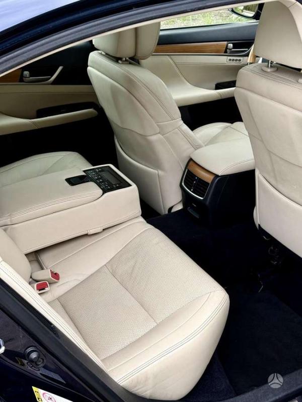 Blue Lexus GS 450h 2013 in Kaunas, with an engine capacity of 3.46 L and mileage of 350 thousand km for 14950 €, photo 10 on AUTOMOTO.COM.LV