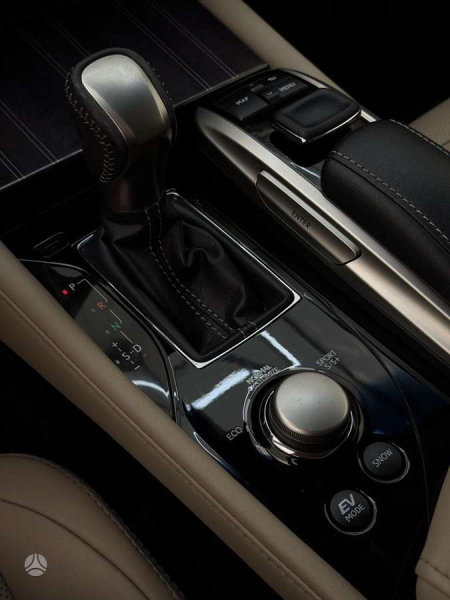 Blue Lexus GS 450h 2017 in Vilnius, with an engine capacity of 3.46 L and mileage of 87 thousand km for 27450 €, photo 42 on AUTOMOTO.COM.LV
