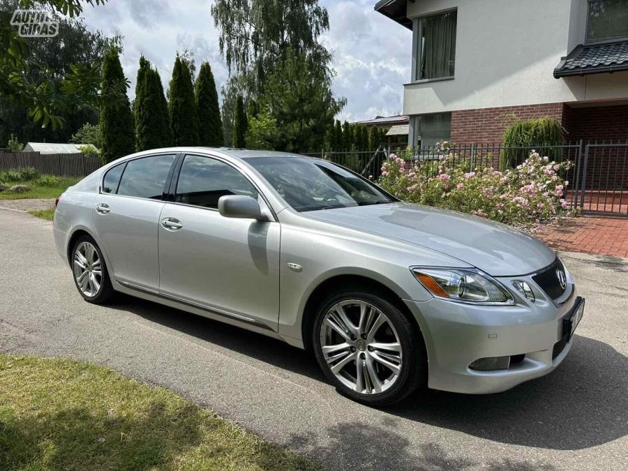Pelēks Lexus GS 450h 2007 Viļņa, ar dzinēja tilpumu 3.50 L un nobraukumu 337 tūkst. km par 5300 €, foto 4 vietnē AUTOMOTO.COM.LV