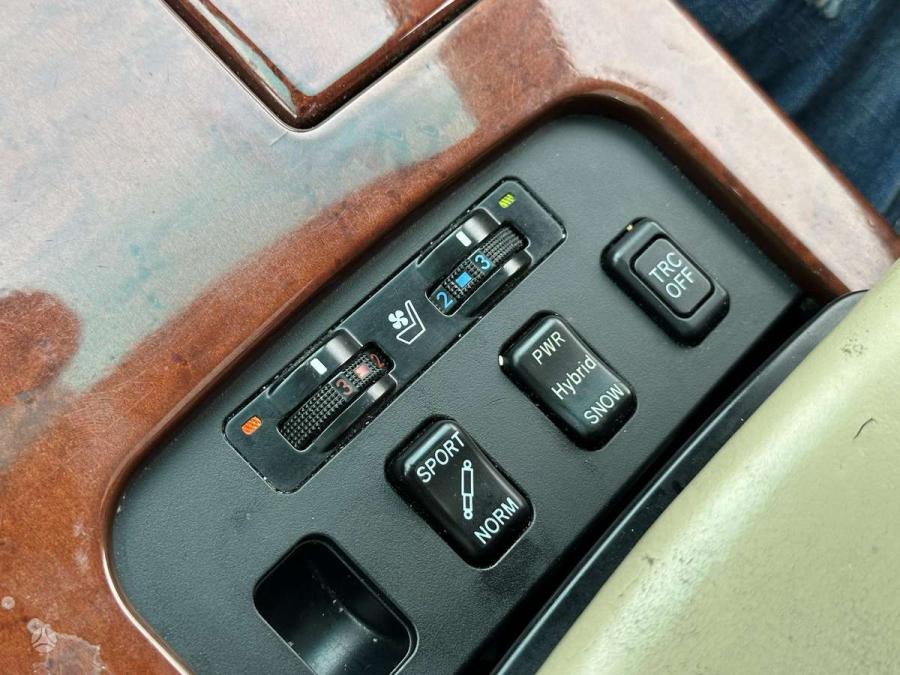 Серый Лексус GS 450h 2007 в Каунас, объемом двигателя 3.46 л и пробегом 370 тыс. км за 2200 €, фото 23 на AUTOMOTO.COM.LV