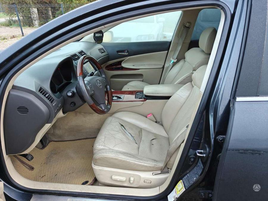 Grey Lexus GS 450h 2007 in Vilnius, with an engine capacity of 3.46 L and mileage of 370 thousand km for 1600 €, photo 20 on AUTOMOTO.COM.LV