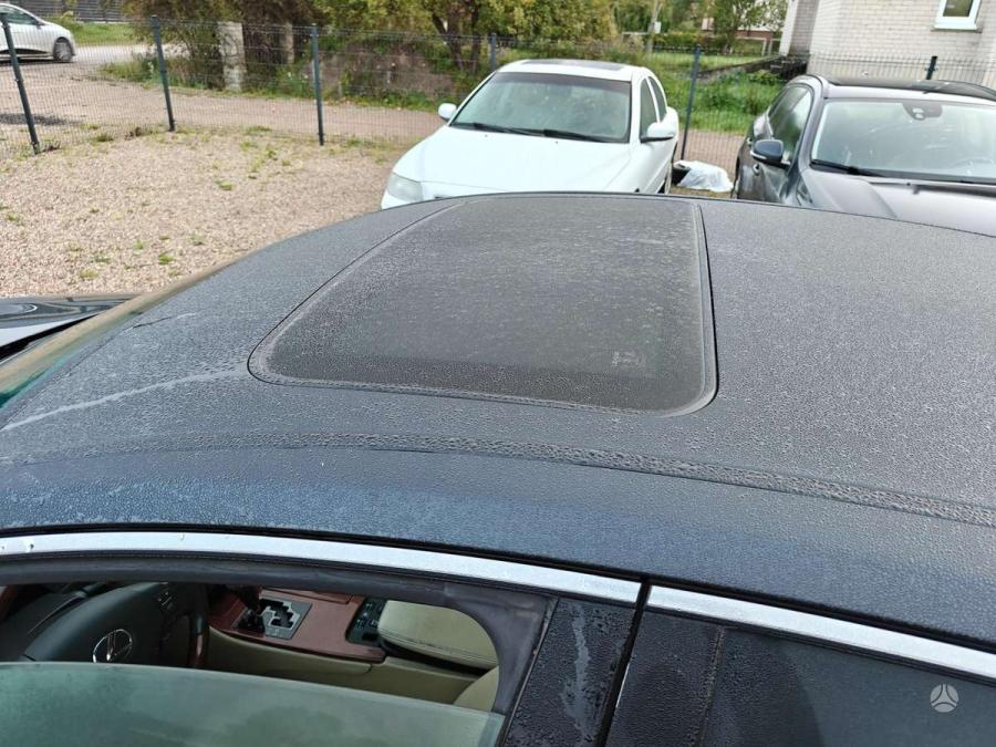 Grey Lexus GS 450h 2007 in Vilnius, with an engine capacity of 3.46 L and mileage of 370 thousand km for 1600 €, photo 22 on AUTOMOTO.COM.LV