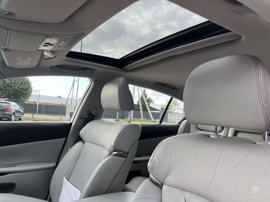 Pelēks Lexus GS 450h 2009 Tauragė, ar dzinēja tilpumu 3.46 L un nobraukumu 255 tūkst. km par 6400 €, foto 21 vietnē AUTOMOTO.COM.LV