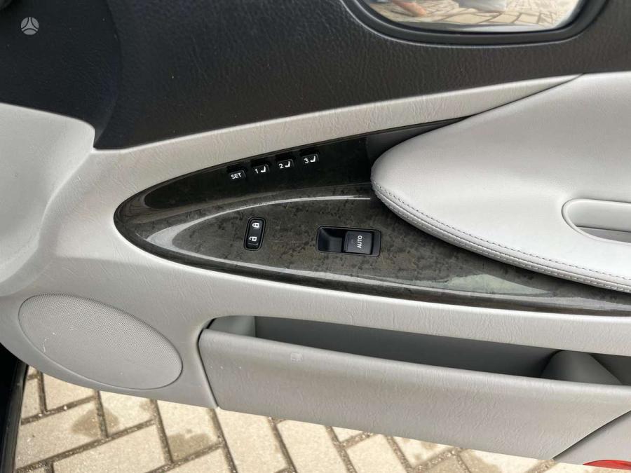 Pelēks Lexus GS 450h 2009 Tauragė, ar dzinēja tilpumu 3.46 L un nobraukumu 255 tūkst. km par 6400 €, foto 28 vietnē AUTOMOTO.COM.LV