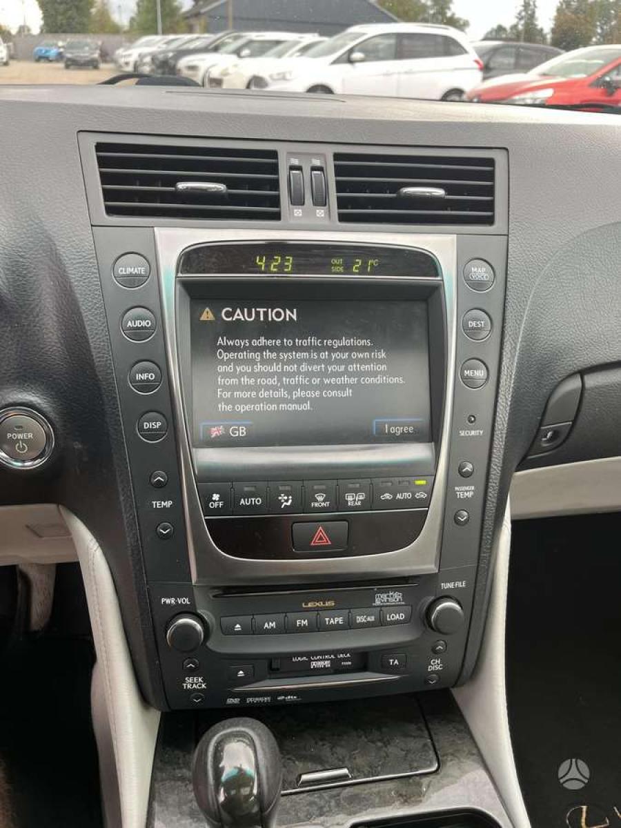 Pelēks Lexus GS 450h 2009 Tauragė, ar dzinēja tilpumu 3.46 L un nobraukumu 255 tūkst. km par 6400 €, foto 31 vietnē AUTOMOTO.COM.LV