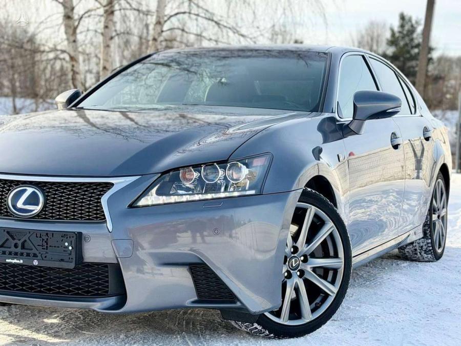 Grey Lexus GS 450h 2012 in Siauliai, with an engine capacity of 3.46 L and mileage of 243 thousand km for 14650 €, photo 1 on AUTOMOTO.COM.LV