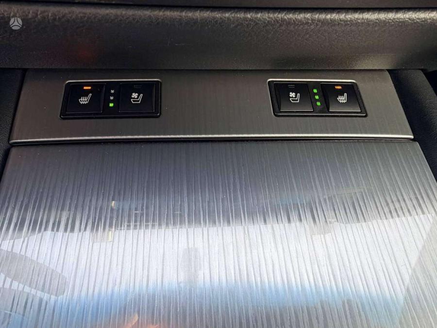 Grey Lexus GS 450h 2012 in Siauliai, with an engine capacity of 3.46 L and mileage of 243 thousand km for 14650 €, photo 27 on AUTOMOTO.COM.LV