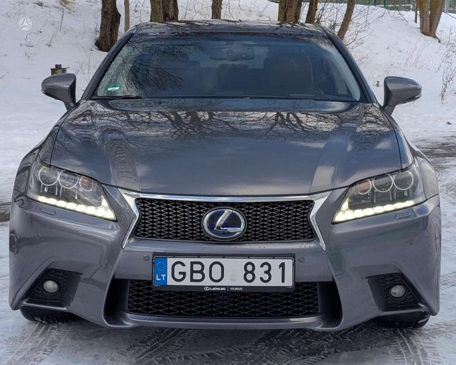 Pelēks Lexus GS 450h 2012 Viļņa, ar dzinēja tilpumu 3.46 L un nobraukumu 240 tūkst. km par 18000 €, foto 1 vietnē AUTOMOTO.COM.LV