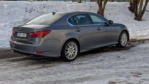 Pelēks Lexus GS 450h 2012 Viļņa, ar dzinēja tilpumu 3.46 L un nobraukumu 240 tūkst. km par 18000 €, foto 6 vietnē AUTOMOTO.COM.LV