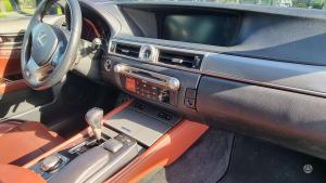 Grey Lexus GS 450h 2012 in Vilnius, with an engine capacity of 3.46 L and mileage of 163 thousand km for 17850 €, photo 10 on AUTOMOTO.COM.LV
