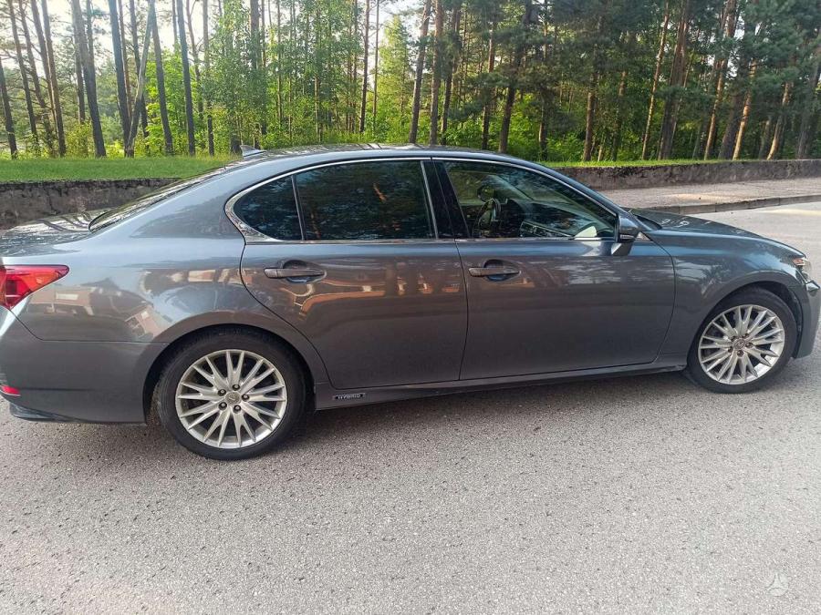 Grey Lexus GS 450h 2012 in Vilnius, with an engine capacity of 3.46 L and mileage of 413 thousand km for 9500 €, photo 7 on AUTOMOTO.COM.LV