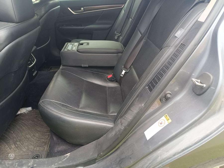 Grey Lexus GS 450h 2012 in Vilnius, with an engine capacity of 3.46 L and mileage of 413 thousand km for 9500 €, photo 15 on AUTOMOTO.COM.LV