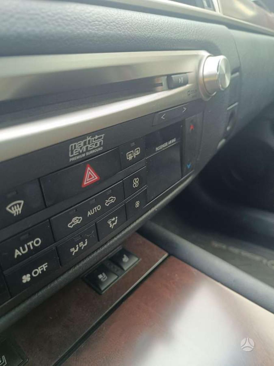 Grey Lexus GS 450h 2012 in Vilnius, with an engine capacity of 3.46 L and mileage of 413 thousand km for 9500 €, photo 18 on AUTOMOTO.COM.LV