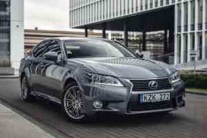 Pelēks Lexus GS 450h 2013 Viļņa, ar dzinēja tilpumu 3.46 L un nobraukumu 196 tūkst. km par 13600 €, foto 3 vietnē AUTOMOTO.COM.LV